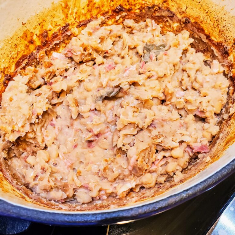 Baked Beans: A Grandma Brown’s Copycat Recipe – Dinner's Late